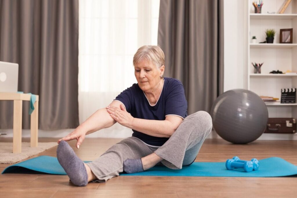 Top 10 Knee Arthritis Exercises To Relieve Pain and Stiffness